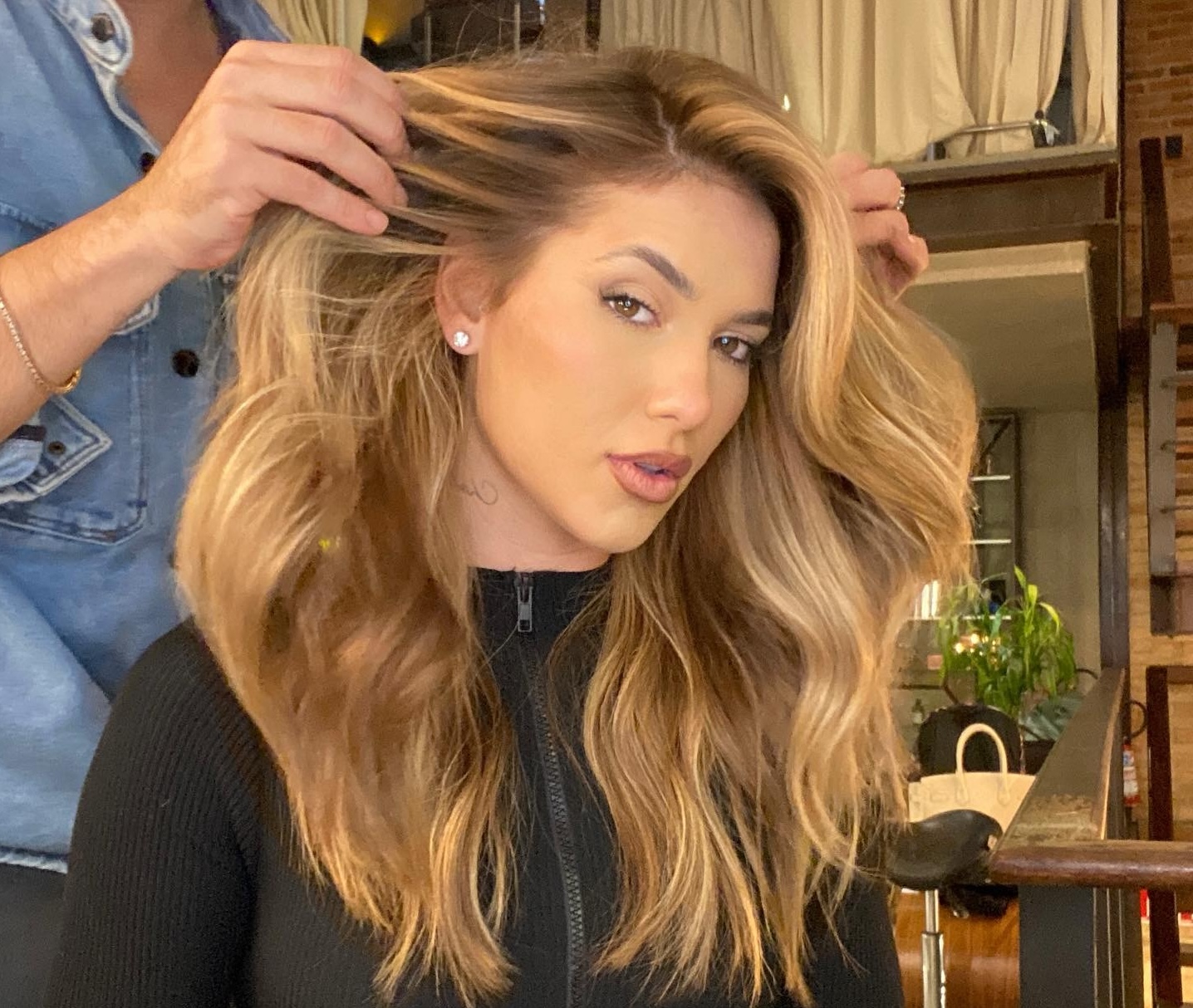 Descobrindo os Bastidores da Transformação Capilar de Virginia para 2024